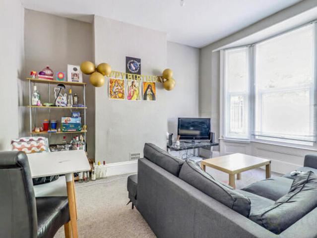 4 bedroom maisonette for rent in Upper Lewes Road, Brighton, BN2