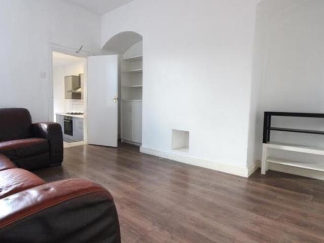 4 bedroom maisonette for rent in Warton Terrace, Heaton, Newcastle upon Tyne, NE6 5LS, NE6