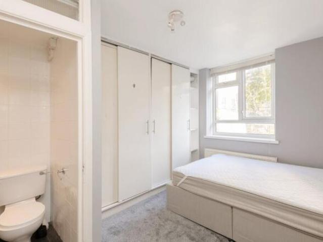4 bedroom maisonette for rent in Boundary Road, Swiss Cottage NW8