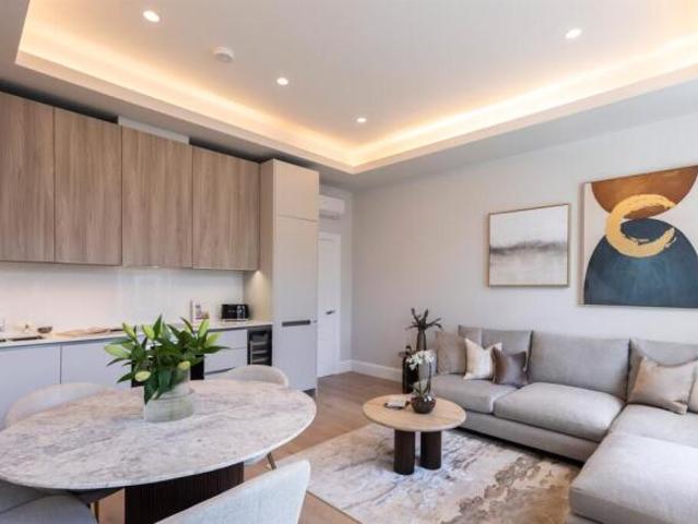 4 bedroom maisonette for rent in Cinema Maisonette, Westbourne Park Road, W11