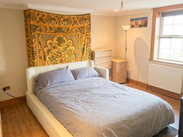 4 bedroom maisonette for rent in Egremont Place, Brighton, BN2