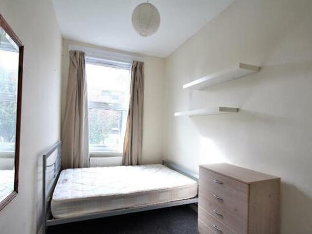 4 Bedroom Maisonette For Rent In Finsbury Park, London