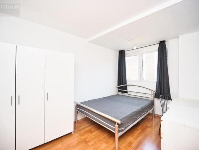 4 bedroom maisonette for rent in Gernon Road, Victoria Park, Bethnal Green, London, E3
