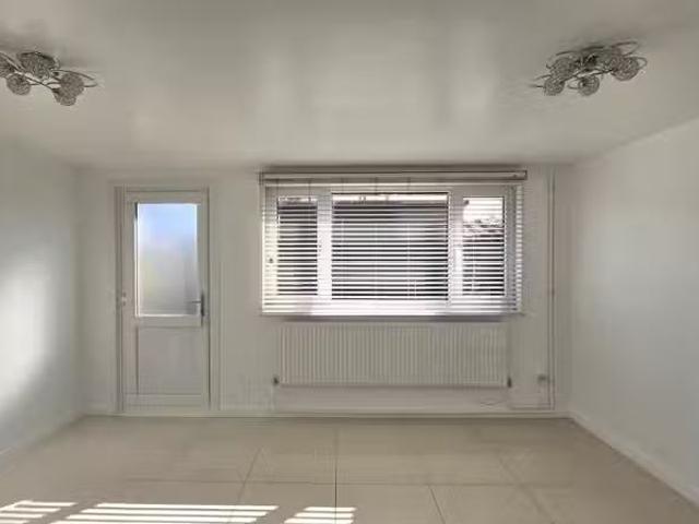 4 bedroom maisonette for rent in Govier Close, London, E15 4HW.