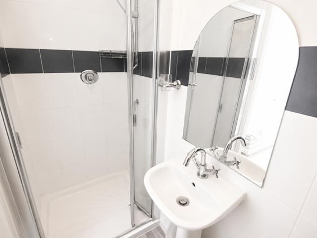 4 bedroom maisonette for rent in Heaton Road, Heaton, NE6