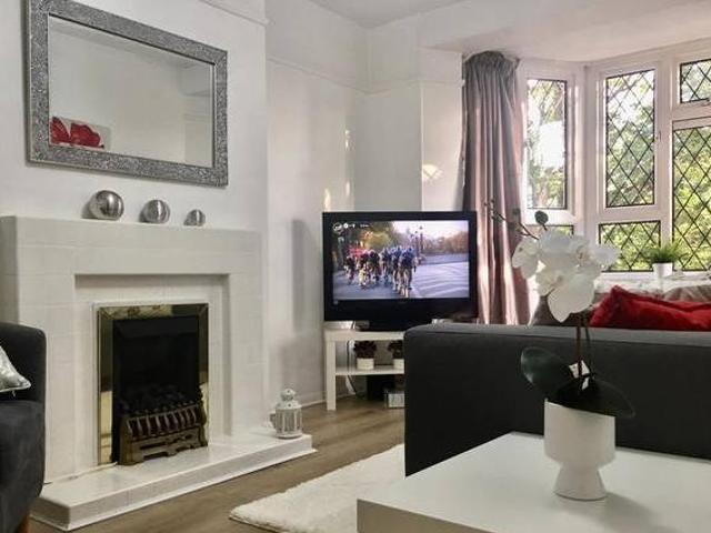 4 bedroom maisonette for rent in King Street Southsea PO5