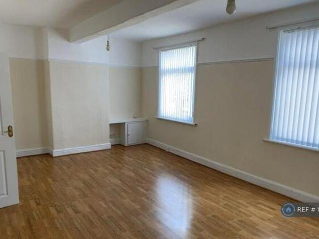 4 Bedroom Maisonette For Rent In Liverpool