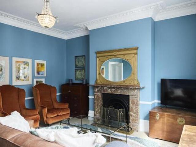 4 Bedroom Maisonette For Rent In London
