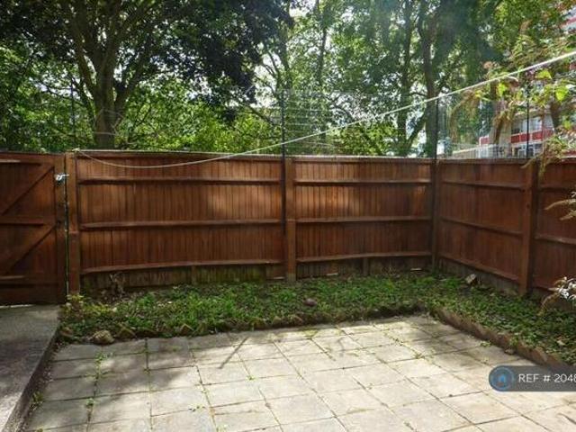 4 Bedroom Maisonette For Rent In London
