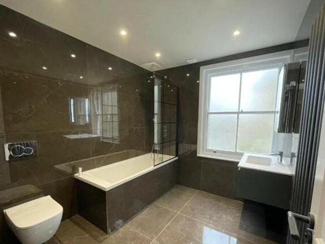 4 Bedroom Maisonette For Rent In London