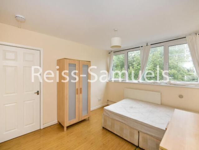 4 bedroom maisonette for rent in Osmington House, Dorset Road, Lambeth, London, SW8