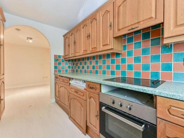 4 bedroom maisonette for rent in Polygon Road, Somers Town, London, NW1
