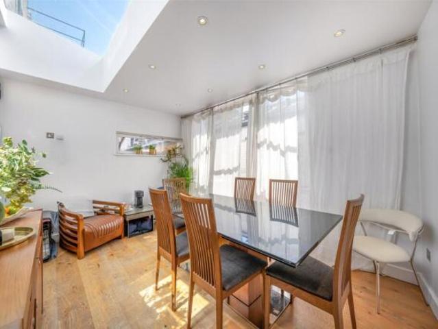 4 bedroom maisonette for rent in Regents Park Road, Primrose Hill, NW1