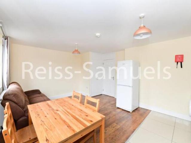 4 bedroom maisonette for rent in Seyssel Street, Tower Hamlets, London, E14