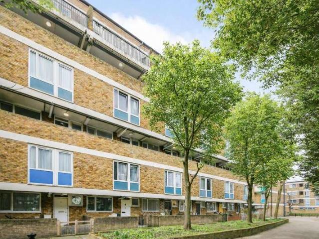 4 Bedroom Maisonette Flat