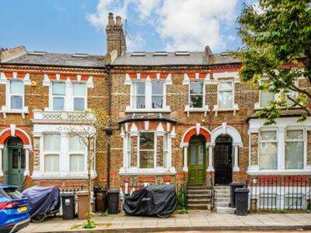 4 Bedroom Maisonette Flat