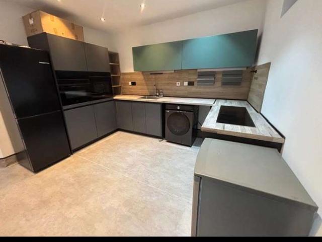 4 Bedroom Maisonette Flat