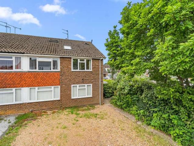 4 Bedroom Maisonette Flat
