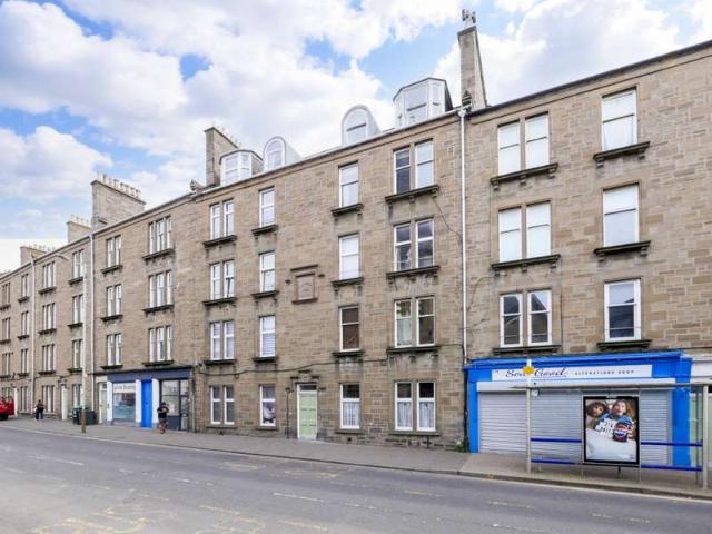 4 Bedroom Maisonette Flat