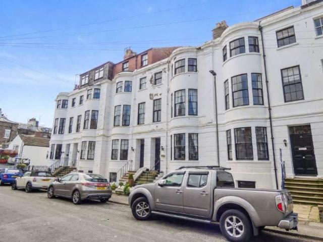 4 Bedroom Maisonette Flat