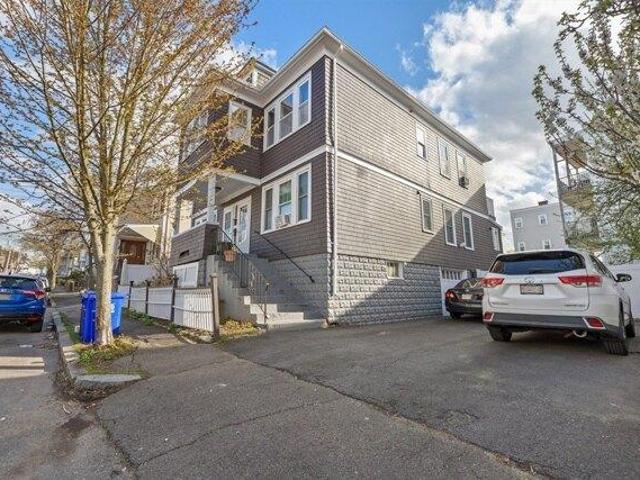 4 bedroom, Malden MA 02148 102255501