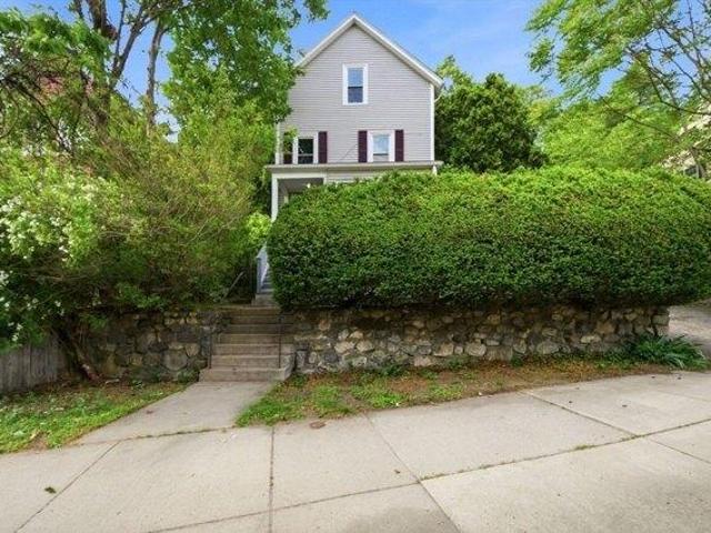 4 bedroom, Malden MA 02148 104757790