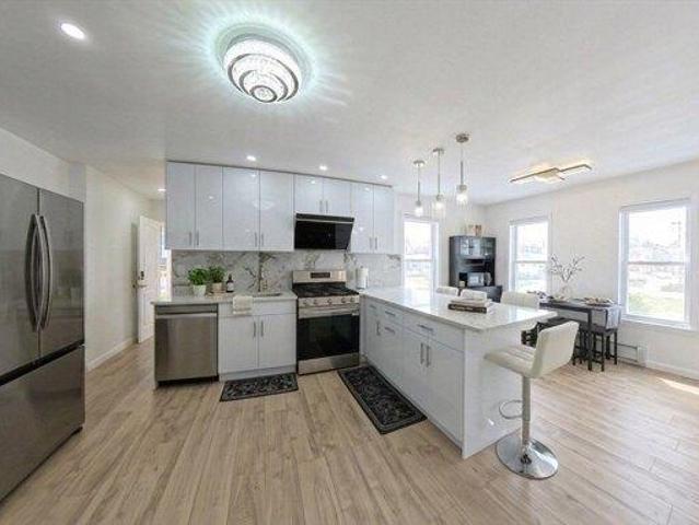 4 bedroom, Malden MA 02148 104757912