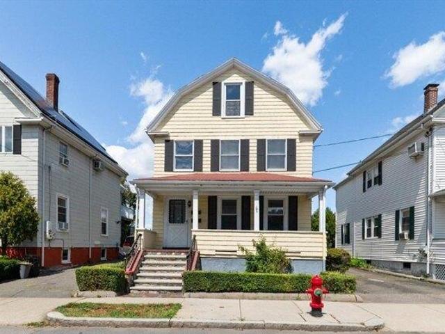 4 bedroom, Malden MA 02148 105192340