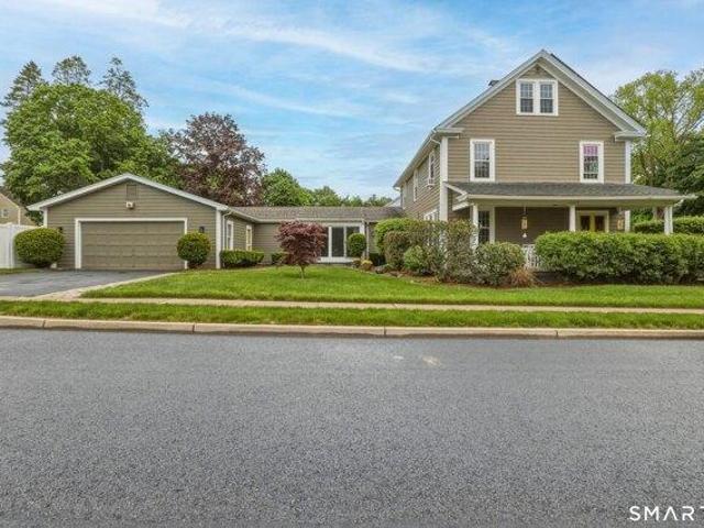 4 bedroom, Manchester CT 06040 102479601