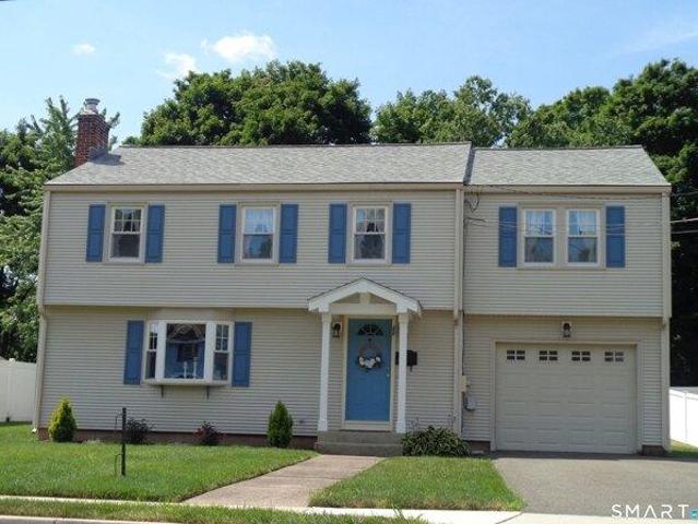4 bedroom, Manchester CT 06040 104603887