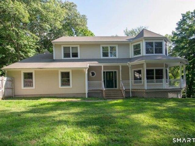 4 bedroom, Manchester CT 06040 104607328