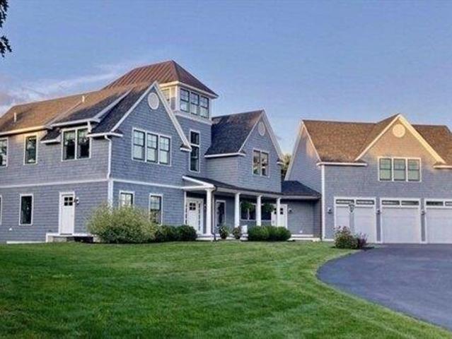 4 bedroom, Manchester MA 01944 103852930