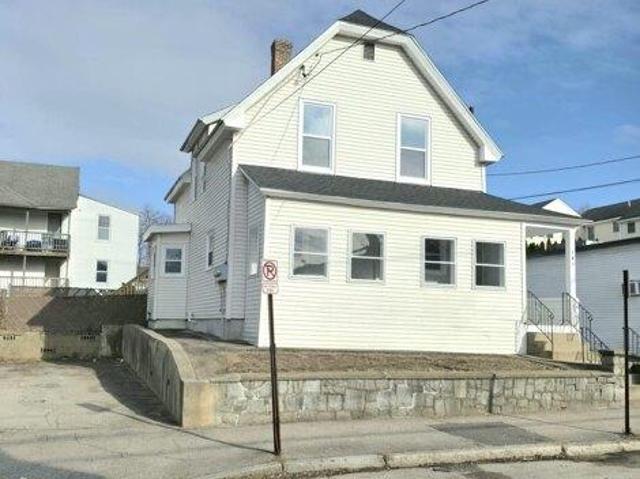 4 bedroom, Manchester NH 03103 LS89156392