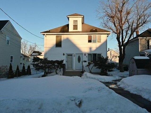 4 bedroom, Manchester NH 03102 LS101748381