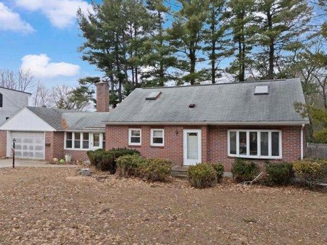 4 bedroom, Manchester NH 03102 LS101801432