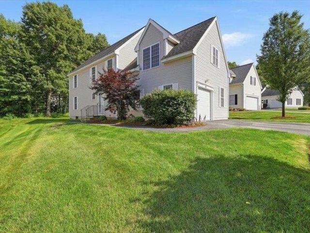 4 bedroom, Manchester NH 03109 104444572