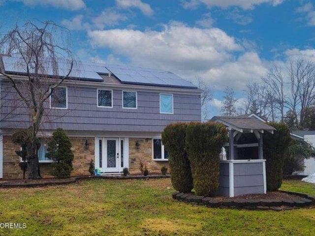 4 bedroom, Manalapan NJ 07726 102212603