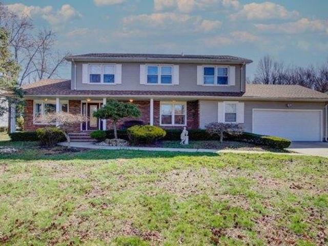 4 bedroom, Manalapan NJ 07726 102725454