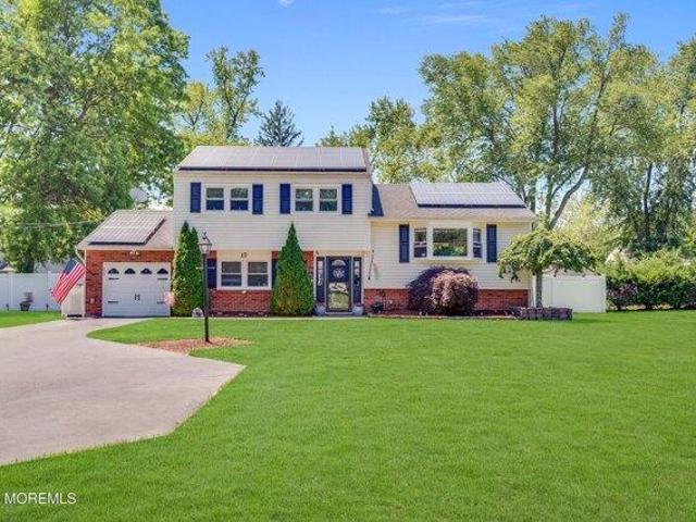 4 bedroom, Manalapan NJ 07726 105141040