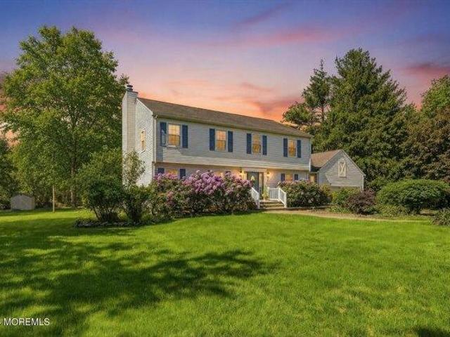 4 bedroom, Manalapan NJ 07726 105157426