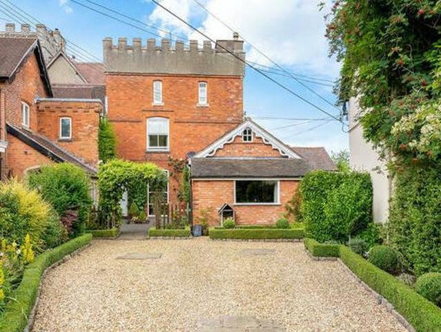 4 bedroom manor house for sale in Penn Lane TanworthinArden B94