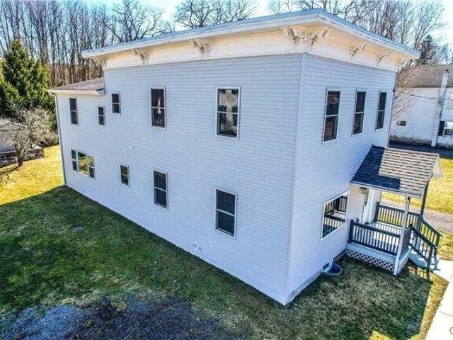 4 bedroom, Manlius NY 13104 LS89154471