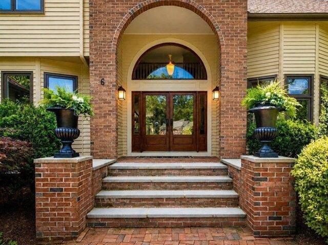 4 bedroom, Mansfield MA 02048 105207474