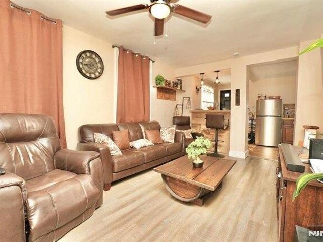 4 bedroom, Maplewood NJ 07040 102528246