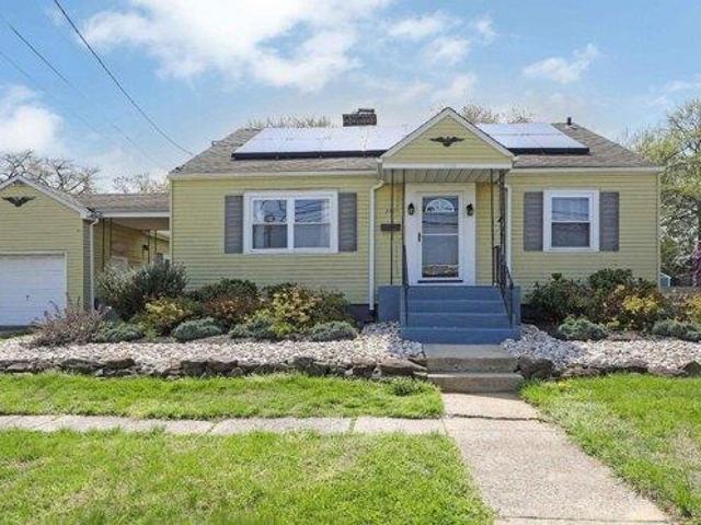 4 bedroom, Maple Shade NJ 08052 LS102257730