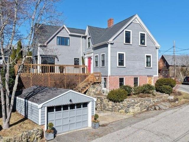 4 bedroom, Marblehead MA 01945 102584824