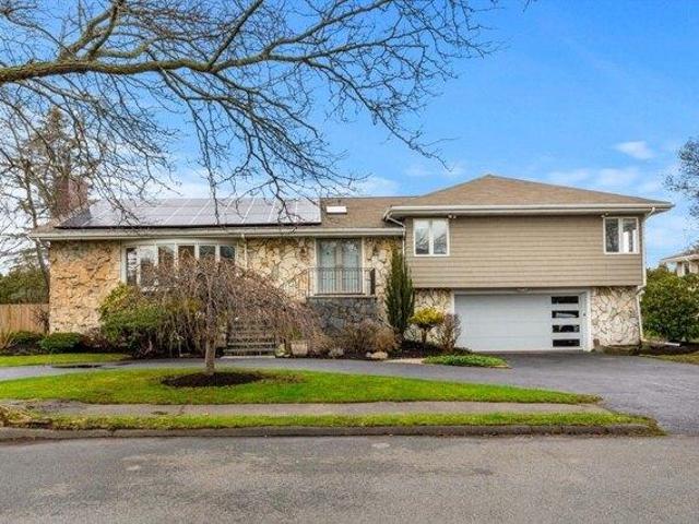 4 bedroom, Marblehead MA 01945 102345358