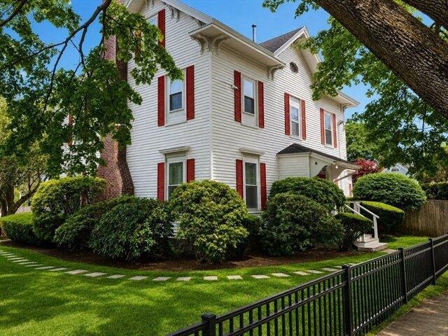 4 bedroom, Marblehead MA 01945 103967259