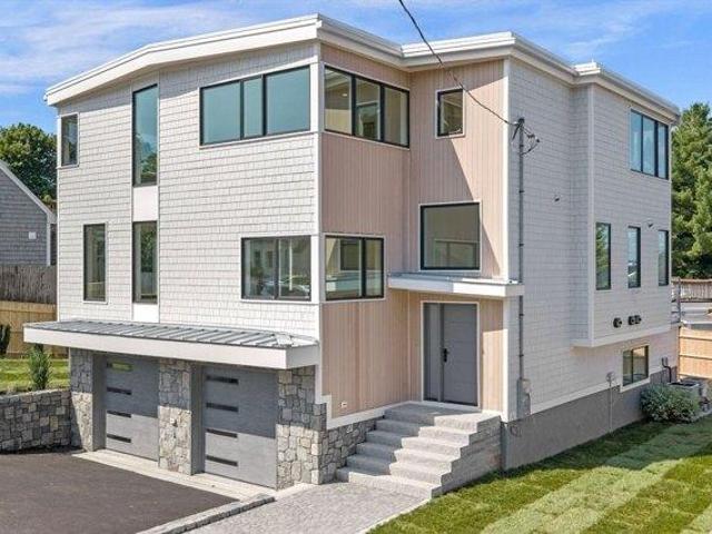 4 bedroom, Marblehead MA 01945 104606131