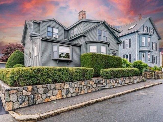 4 bedroom, Marblehead MA 01945 104649605